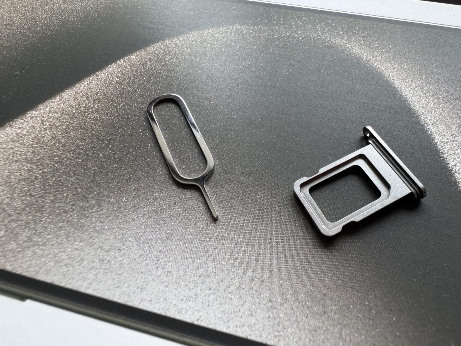 iPhone17とiPhone16の違いを比較。どっちがいい？ | 通信クリエーション